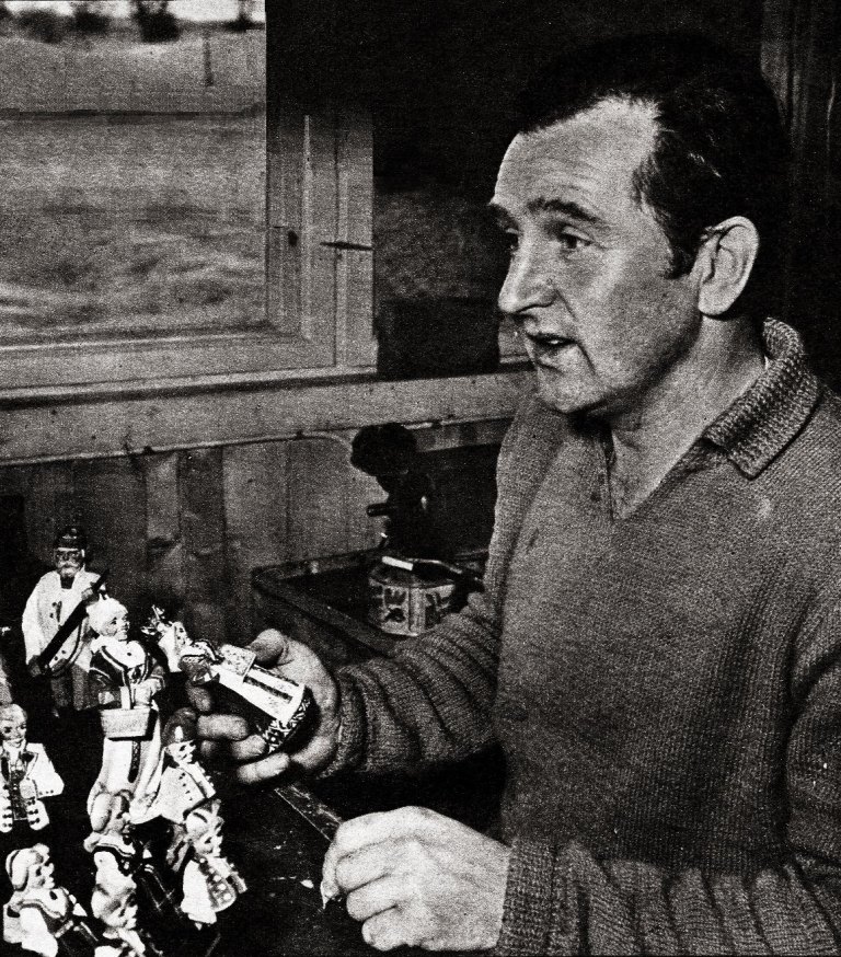 HENNING – Traditions and folklore carved by hand in Norway – Dayne's ...