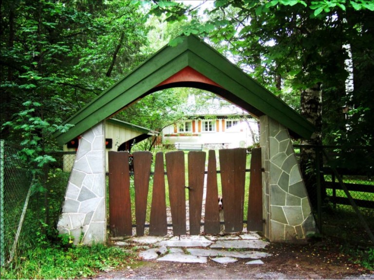 HENNING – Traditions and folklore carved by hand in Norway – Dayne's ...