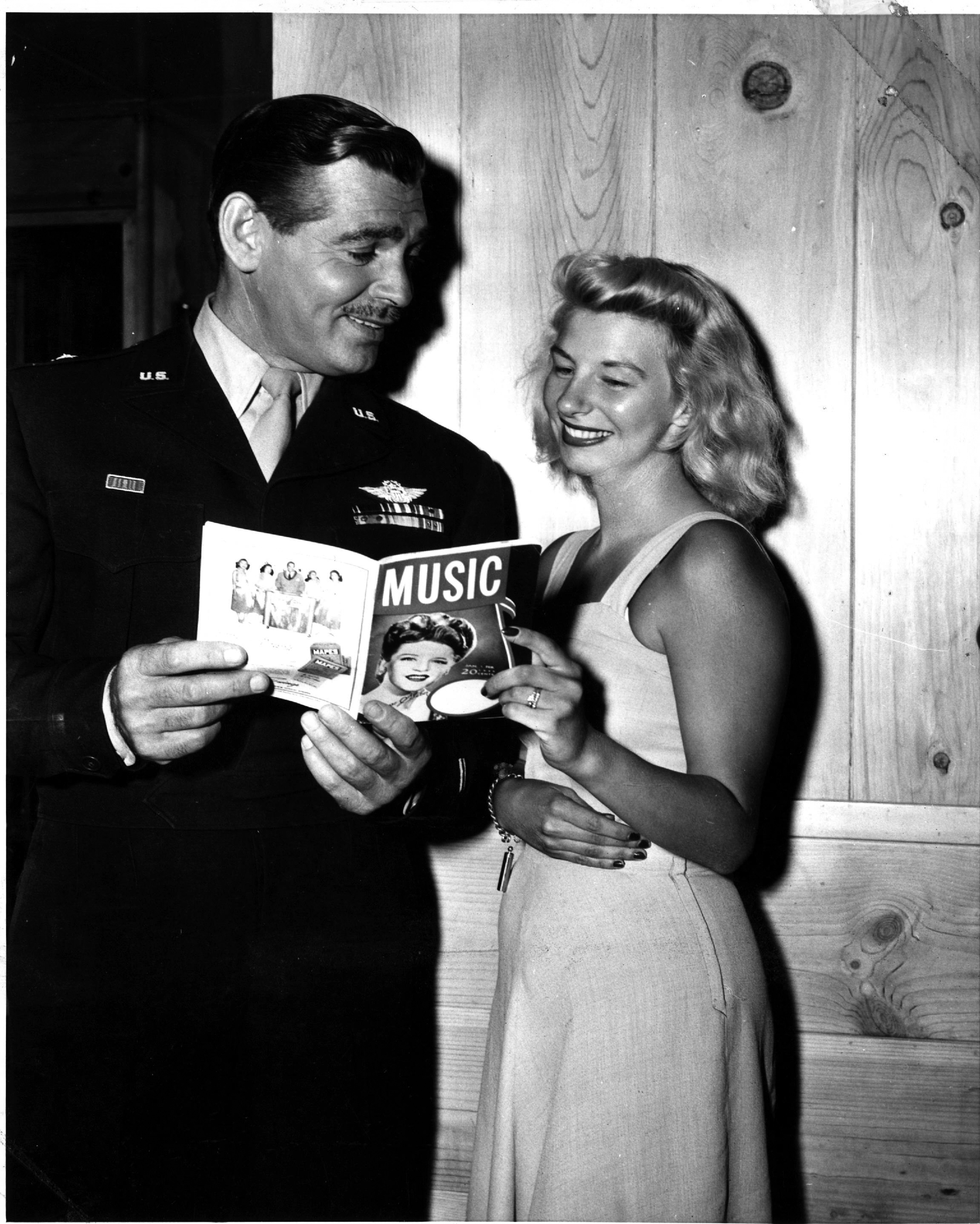 Violet Parkhurst (1921-2008) – Seascapes, sunsets and seashores – Dayne ...