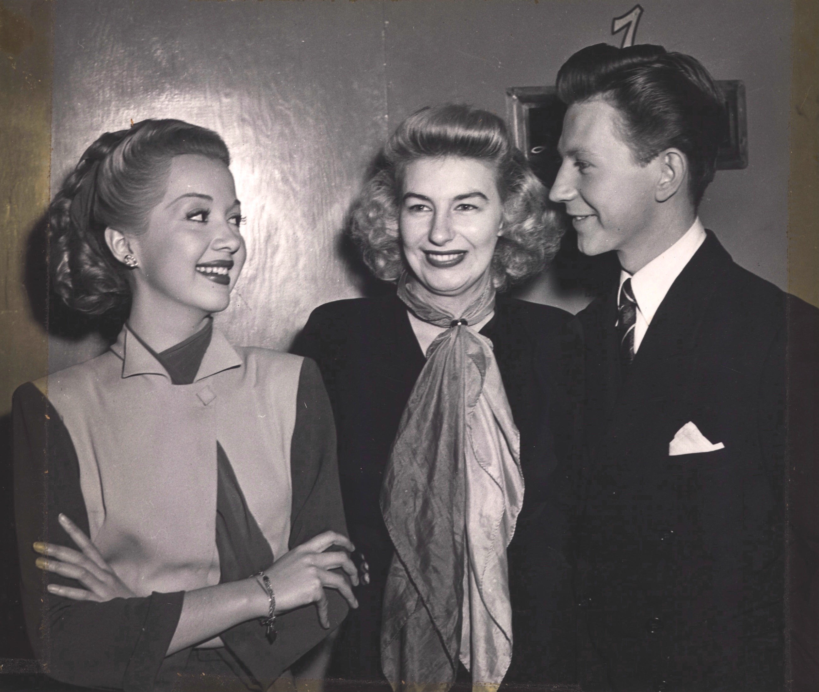 Violet Parkhurst (1921-2008) – Seascapes, sunsets and seashores – Dayne ...