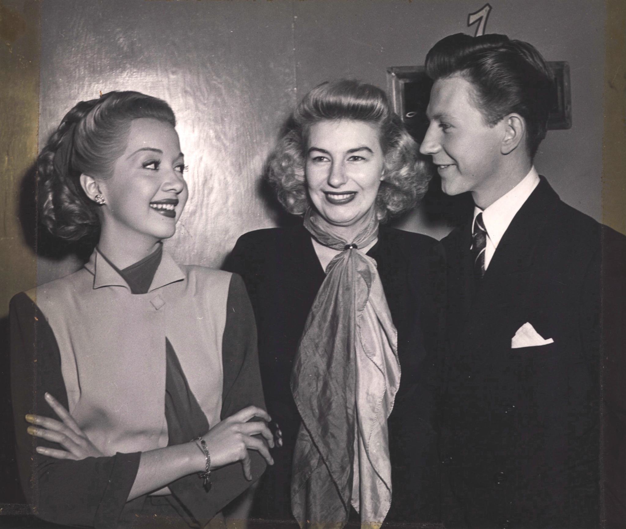 Violet Parkhurst (1921-2008) – Seascapes, sunsets and seashores – Dayne ...